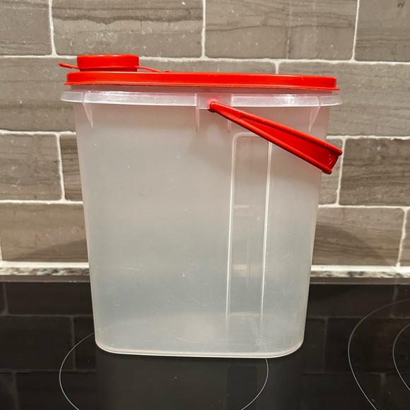 Tupperware | Kitchen | Vintage Tupperware Drink Pitcher Clear With Red ...